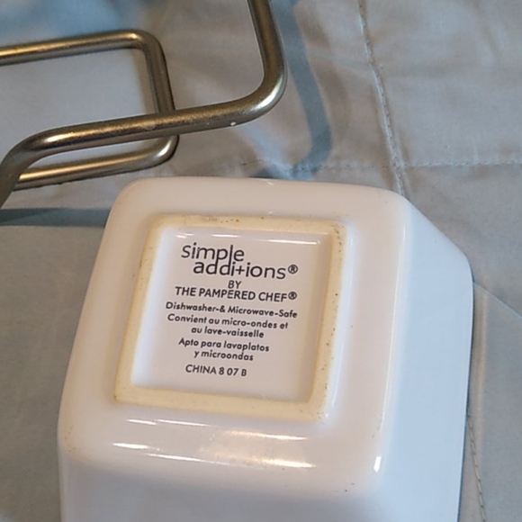 Pampered Chef | Kitchen | Pampered Chef Simple Additions Small Bowl ...